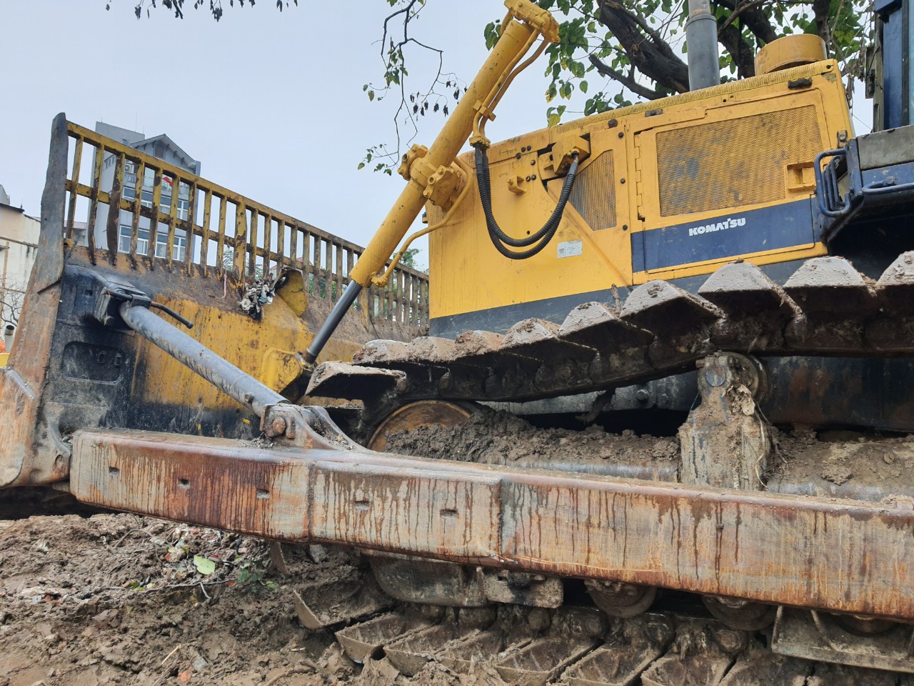 Komatsu D85P Bulldozer | Chuyên cung cấp các loại máy xây dựng nhập ...