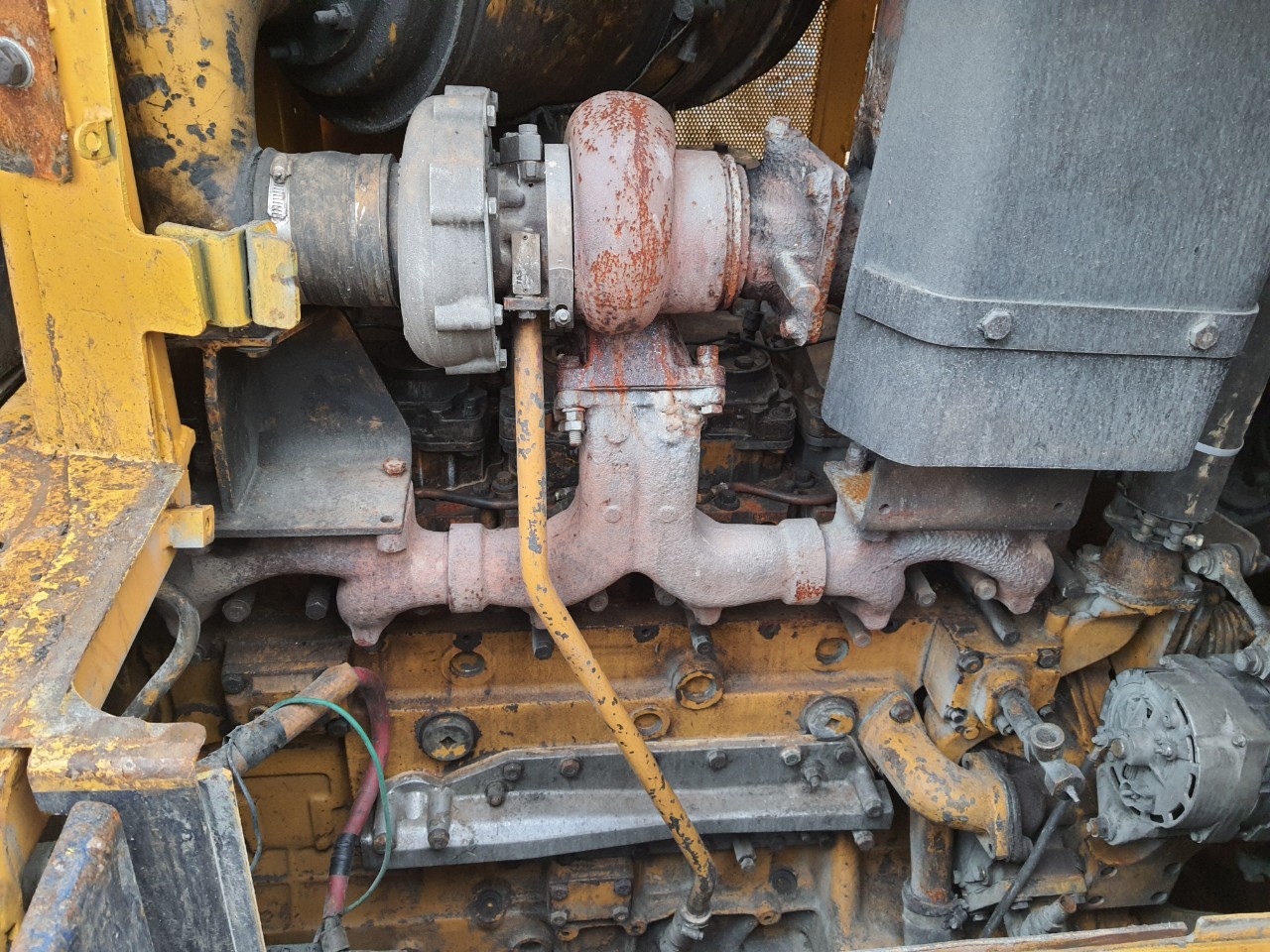 Komatsu D85P Bulldozer | Chuyên cung cấp các loại máy xây dựng nhập ...