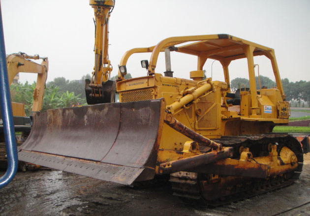 Bulldozer Komatsu D85A-18