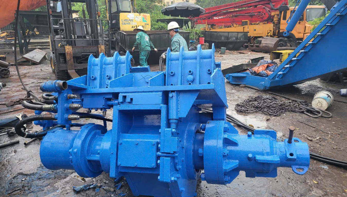 Nippon Sharyo Piling and Drilling Machine
